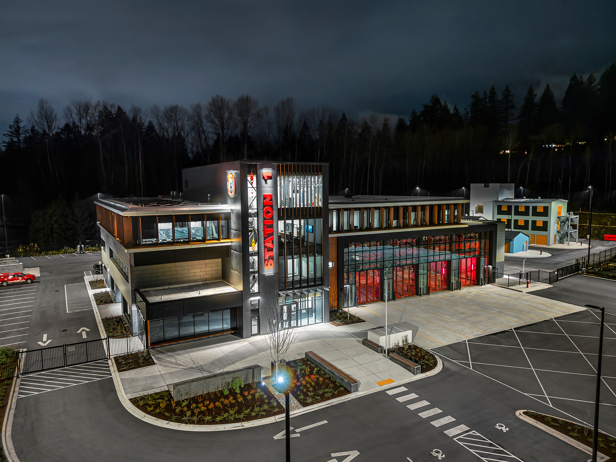 Maplewood Village Centre and area